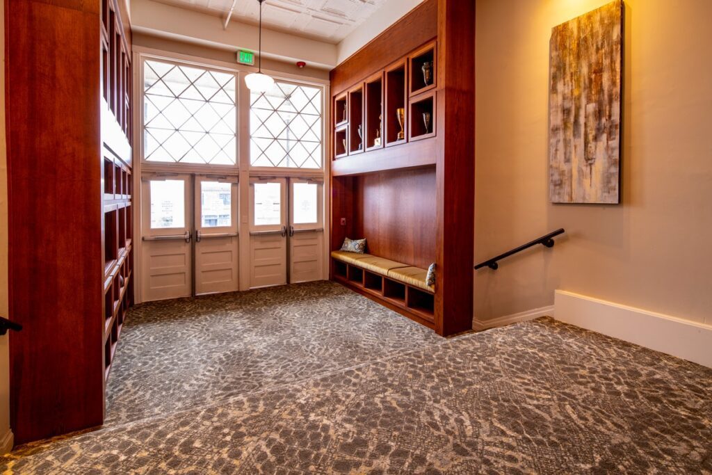 About Our Building – Knox High Apartments